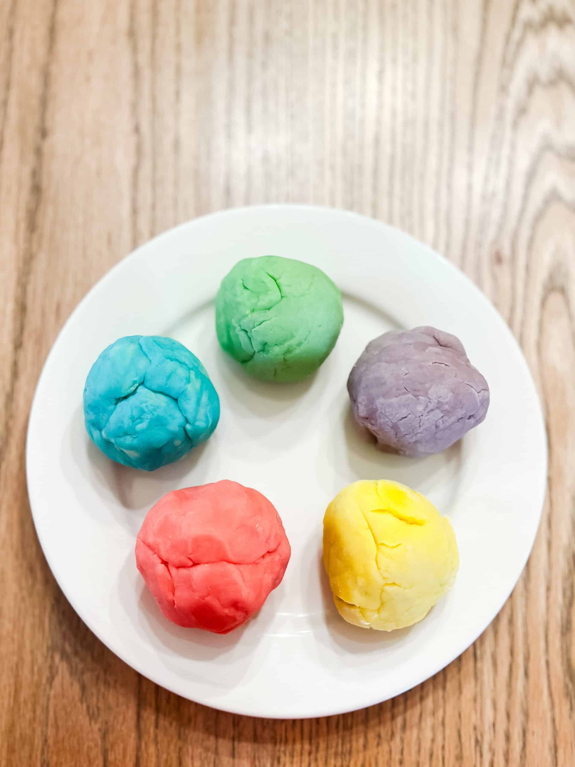 Quick and Easy Homemade Playdough - Simple DIY Recipe - Porch on the ...